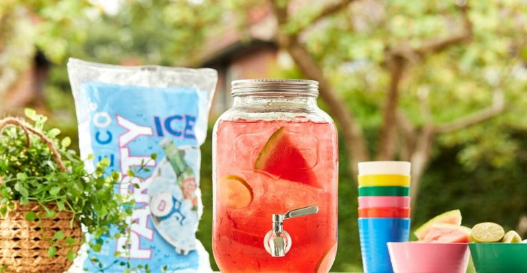 5 Jug Cocktails For a Stress-Free Party